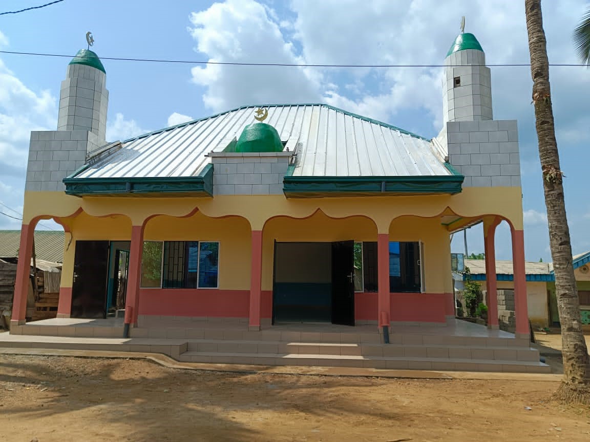 کیمرون کی کمبا (Kumba) جماعت میں مسجد کی تعمیر - الفَضل انٹرنیشنل